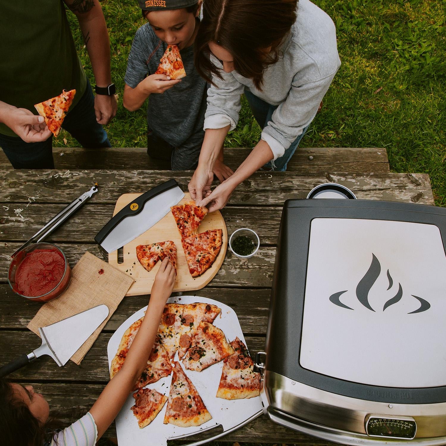 HALO 6-Piece Cook & Serve Pizza Kit for Grilling – BBQ Generals